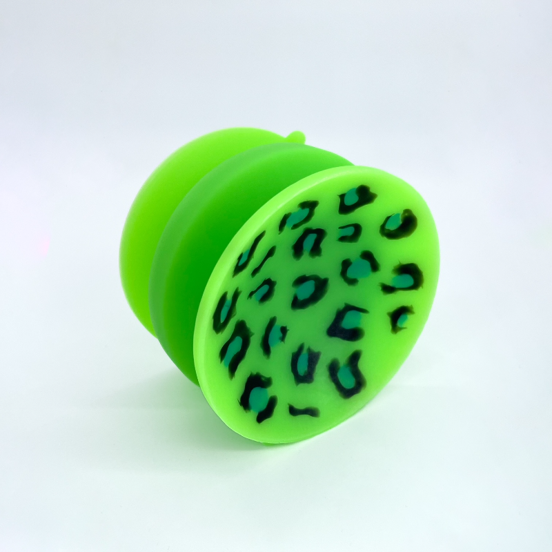 Double-sided suction cup 'Slime Leopard' UV/GITD monstrous – Tentickle